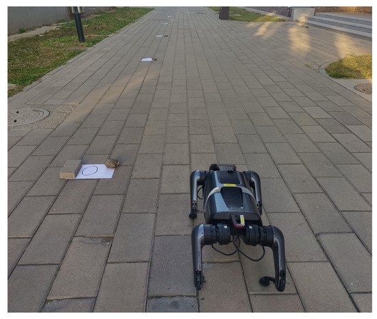 Energy Consumption Minimization of Quadruped Robot Based on Reinforcement Learning of DDPG Algorithm