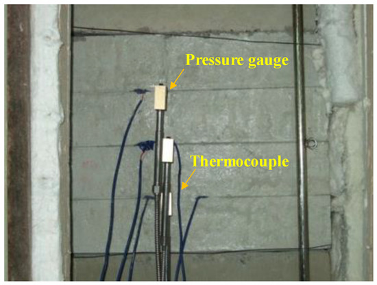 The Temperature and Pore Pressure Distribution of Lightweight Aggregate ...