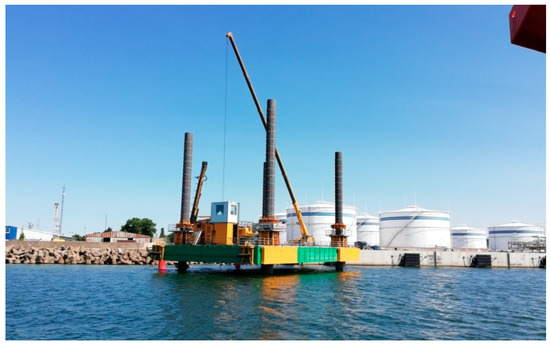 Navigation Safety on Shipping Routes during Construction