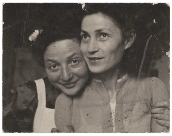 Traumatic Female Gaze: Julia Pirotte Looking at the Kielce Pogrom