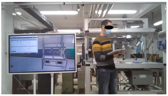 A Virtual Reality Laboratory for Blended Learning Education: Design ...