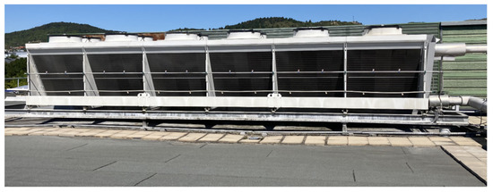 Buffer Tank Discharge Strategies in the Case of a Centrifugal Water Chiller