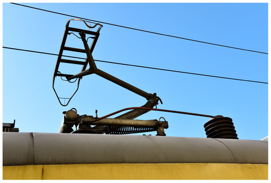 A Review of Power Transfer Systems for Light Rail Vehicles: The Case ...