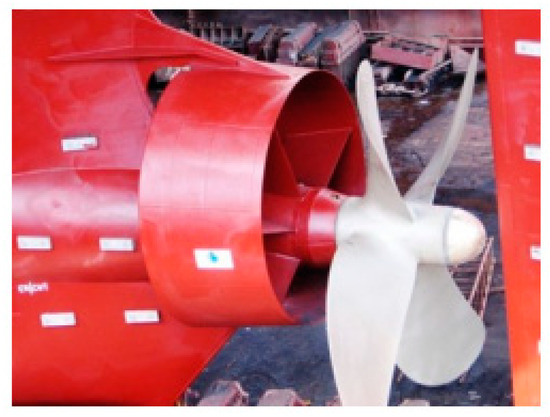 Study on Compact Pre-Swirl Duct for Slender Aft-Body Crude Oil Carrier