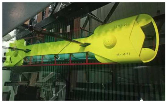 Hydrodynamic Tests of Innovative Tourist Submarine