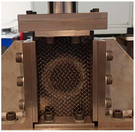 Edgewise Compression and Three-Point Bending Analyses of Repaired ...