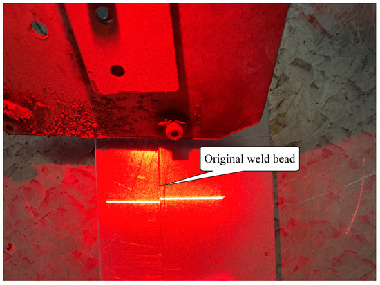 An Automatic Welding Robot for the Roof of Spiral Steel Silo