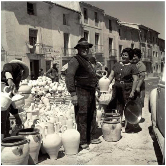 In the Footsteps of Tradition: Reinventing the Paths of Santa Faz ...