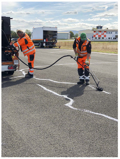 A Methodological Review on Development of Crack Healing Technologies of ...