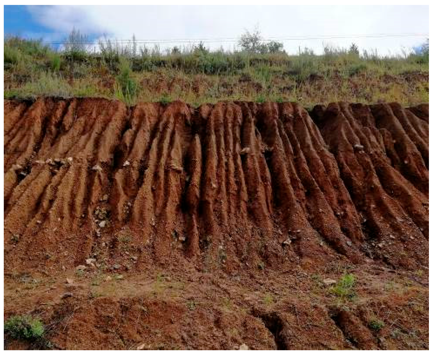 Disintegration Characteristics of Highly Weathered Granite under the ...